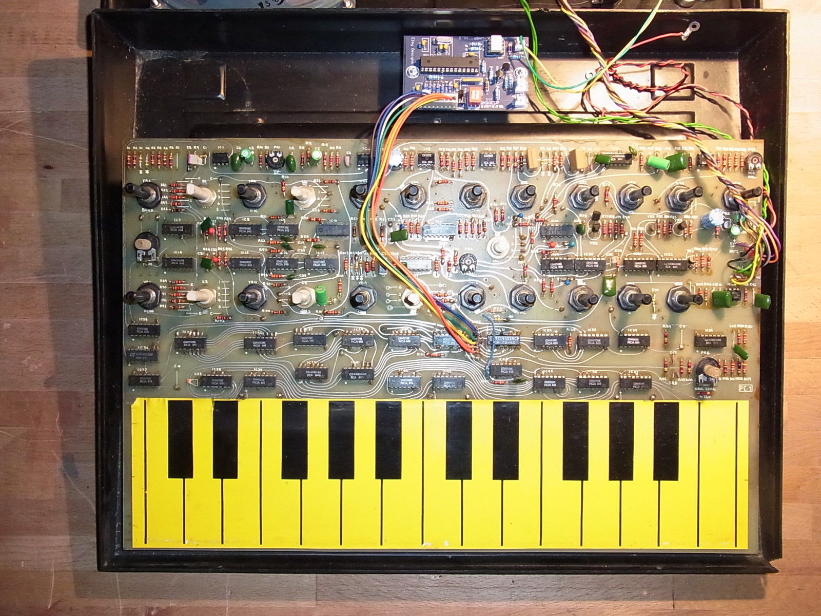 MATRIXSYNTH: 1978 miniMIDI EDP WASP Hybrid Synthesizer