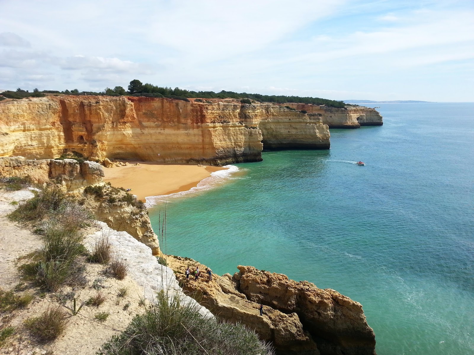 La Playa de Benagil y su famosa cueva - Un Destino Entre Mis Manos