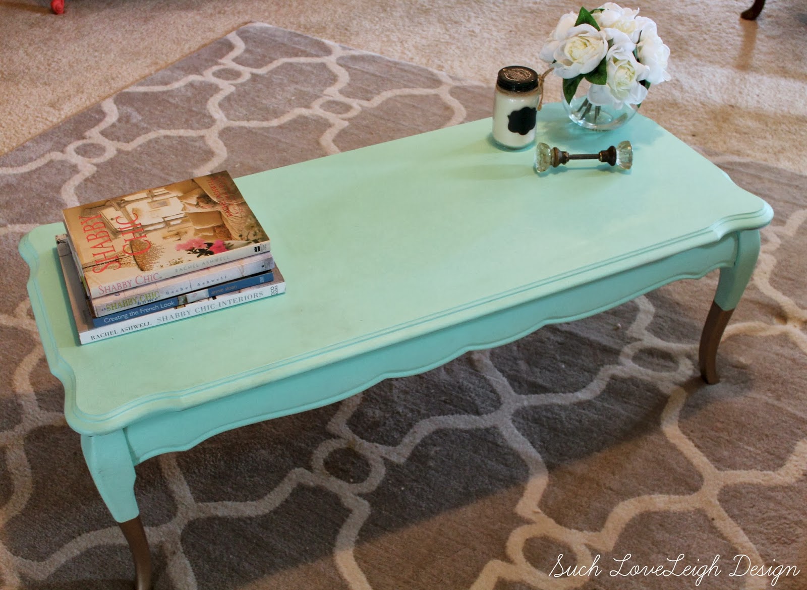 The LoveLeigh Life : Playing around with gray