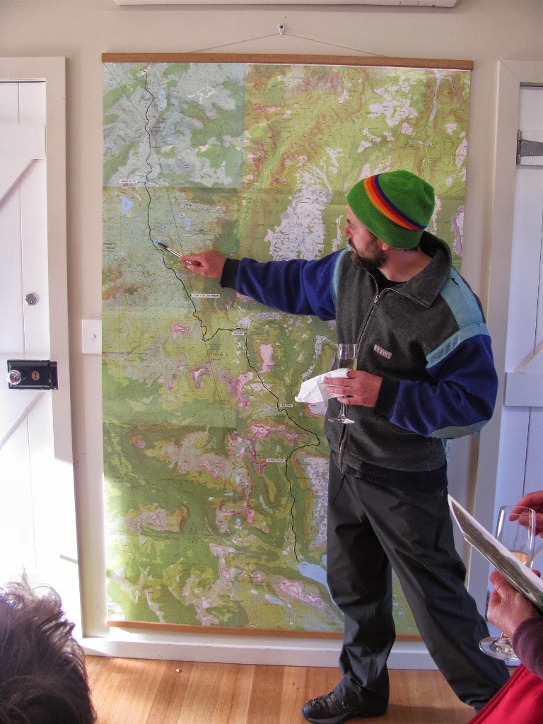 M&M Smith: TASMANIA : DAY 6 : OVERLAND TRACK : Windy Ridge Hut to Lake ...