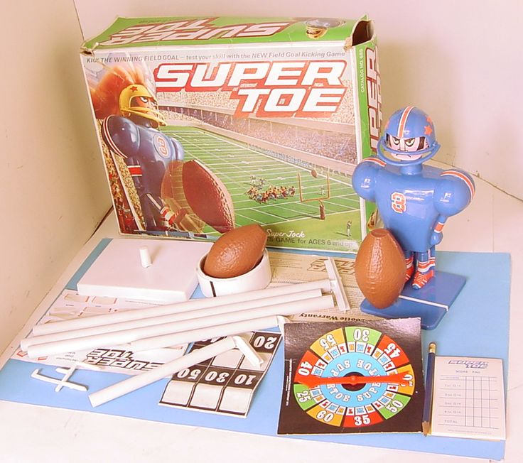 CARDCO: Super Toe Football