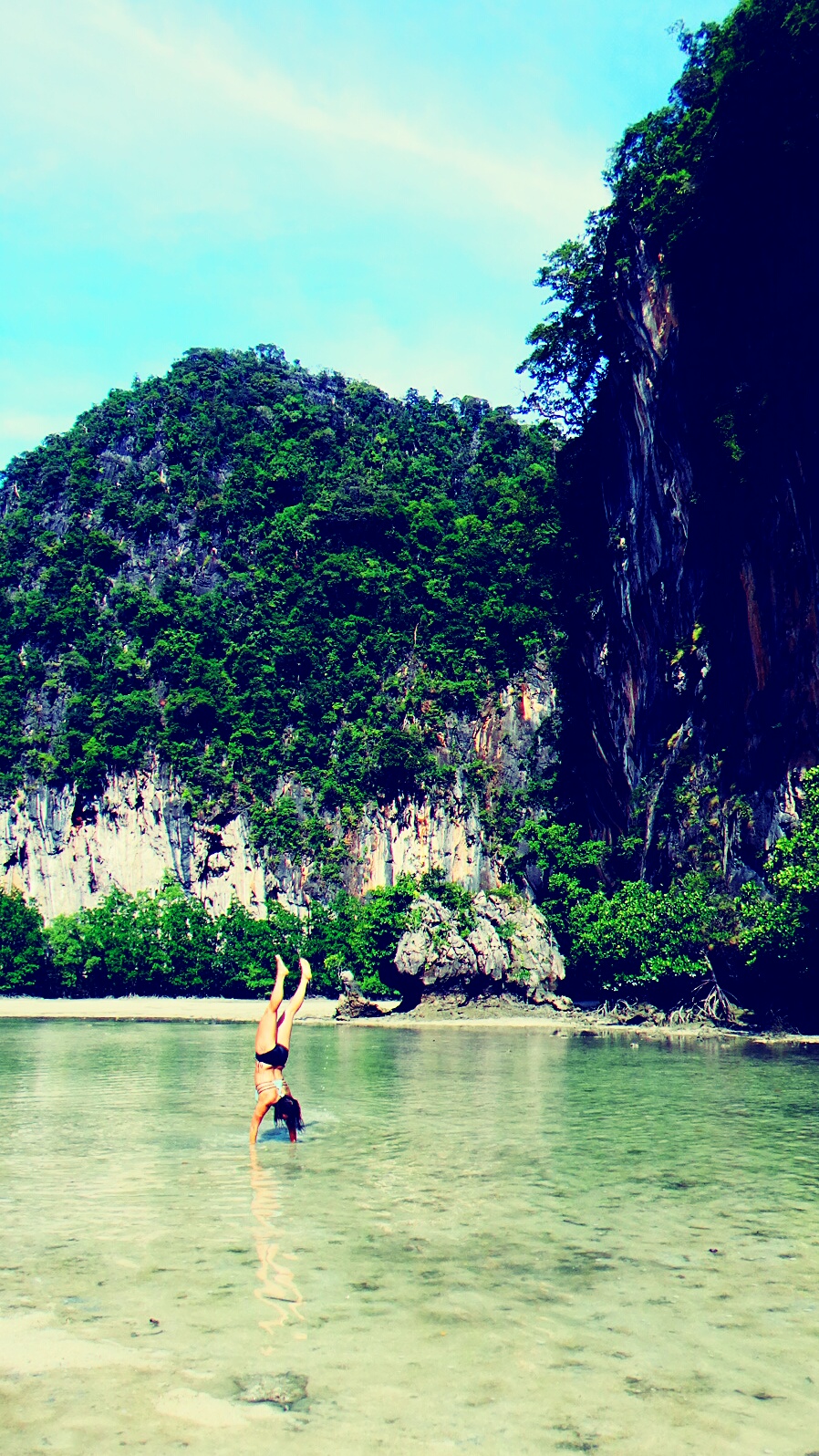 Blissful traveler: Discovering the Secret and Stunning Tonsai Beach