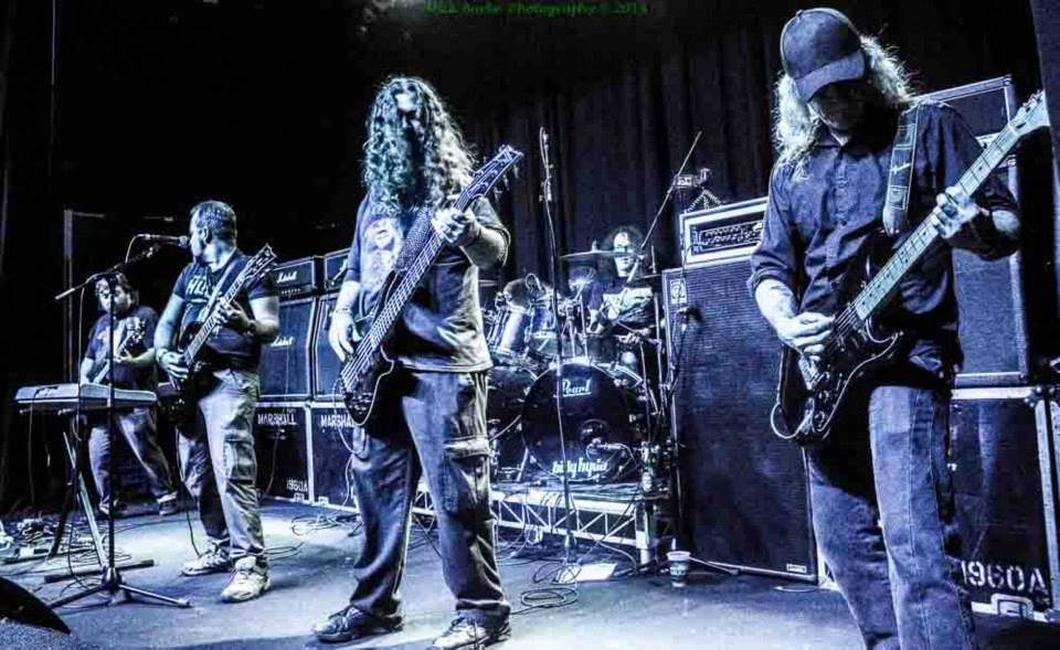 HISTORY OF AUSTRALIAN MUSIC FROM 1960 UNTIL 2000: CRUCIFORM