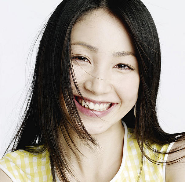 Nao Kanzaki and a few friends: Yuu Kikkawa: Two new mag scans and more....