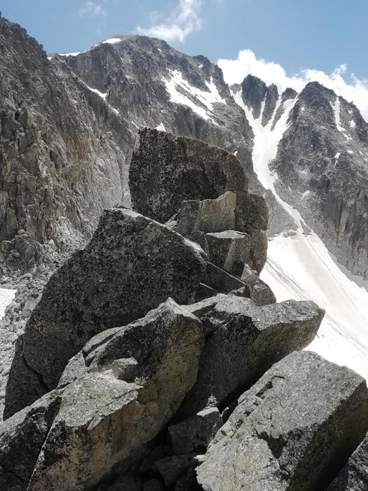 La Cresta del Medio, ¡qué jodida es la vida!
