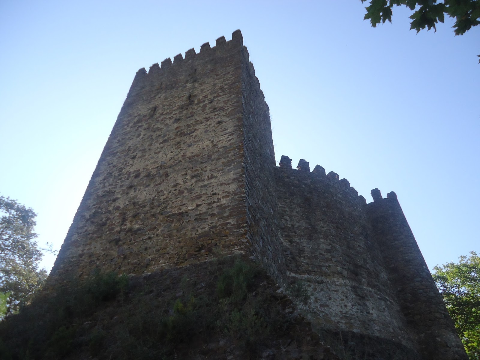 picosderoseirabrava: O Castelo de Arouce