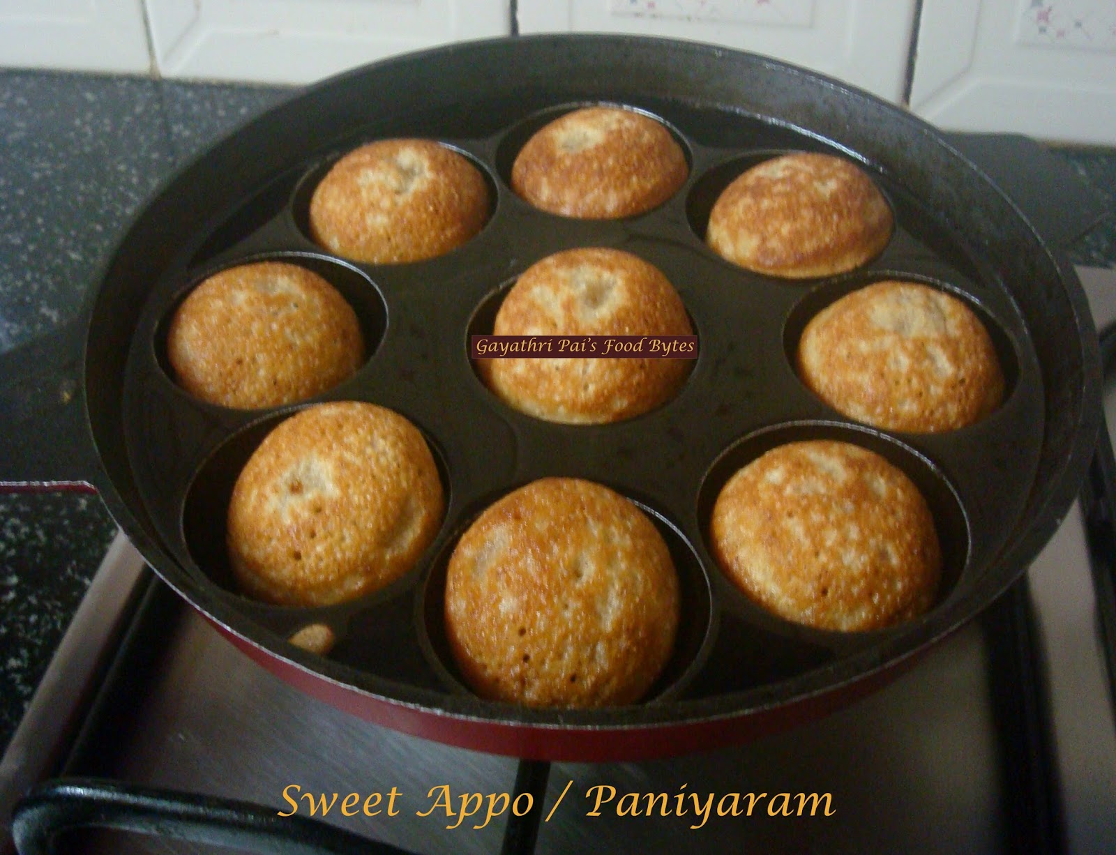 Gayathri Pai's Food Bytes: Sweet Appo / Paniyaram.