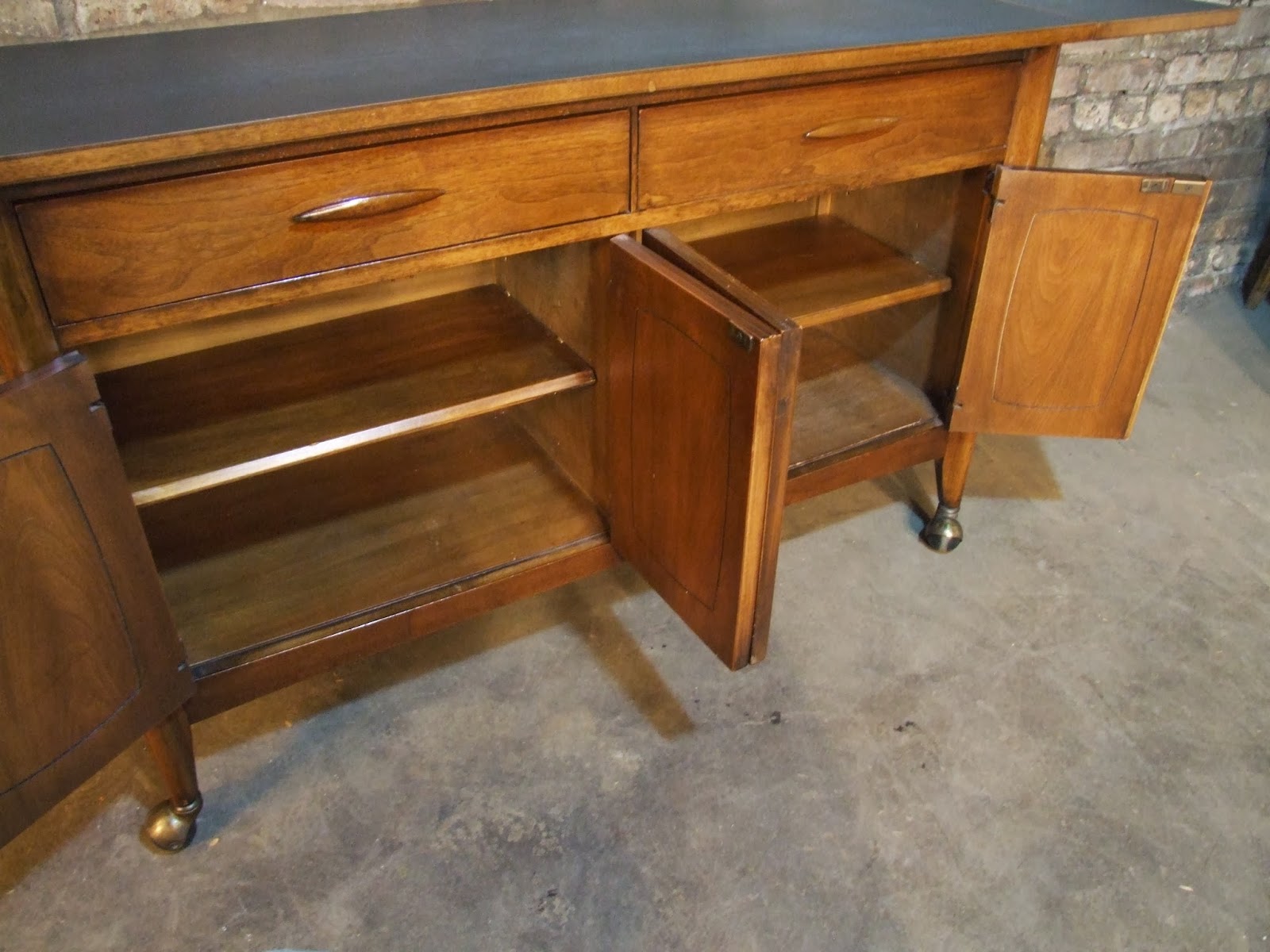 Mid Century Chicago: Broyhill "Emphasis" Push Cart Bar
