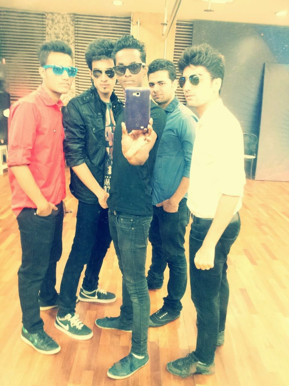 MJ5 (India's Dancing Superstar's Contestants) largest photo collection ...