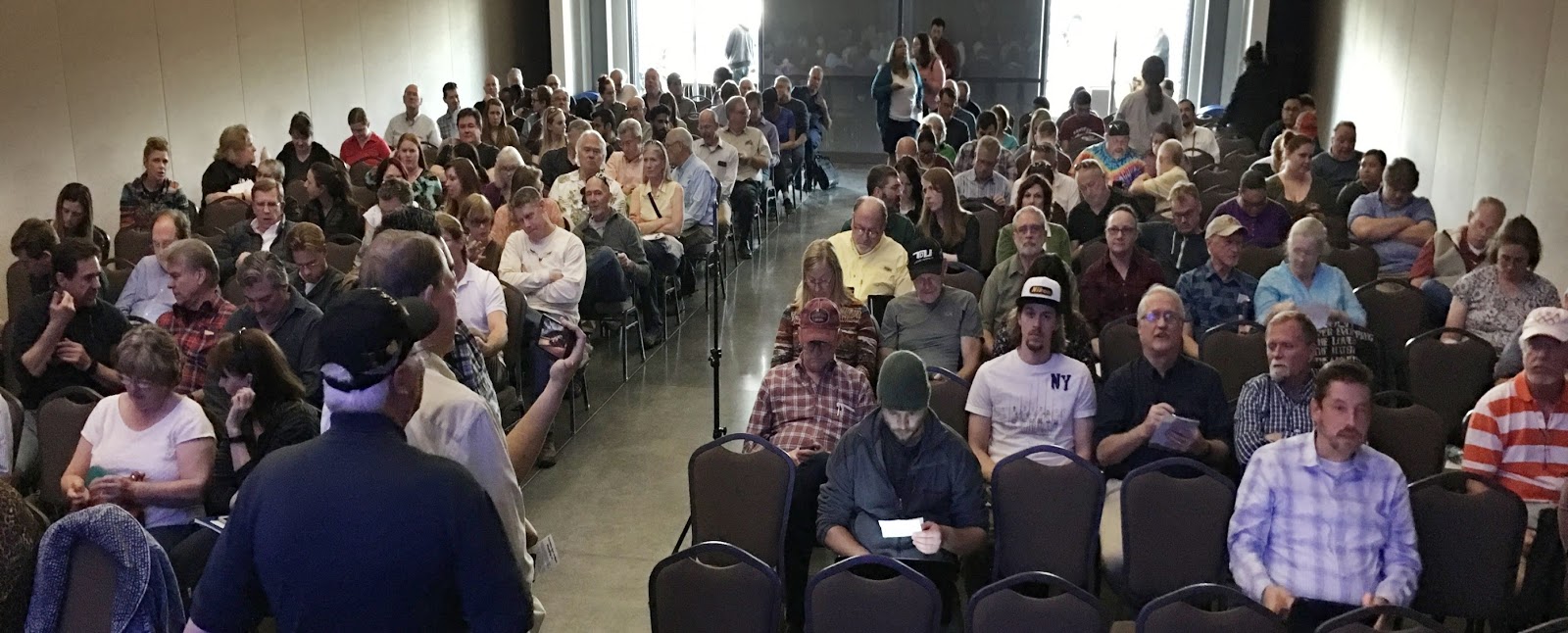 Into The Night Photography: Creating Natural NightScape Photographs