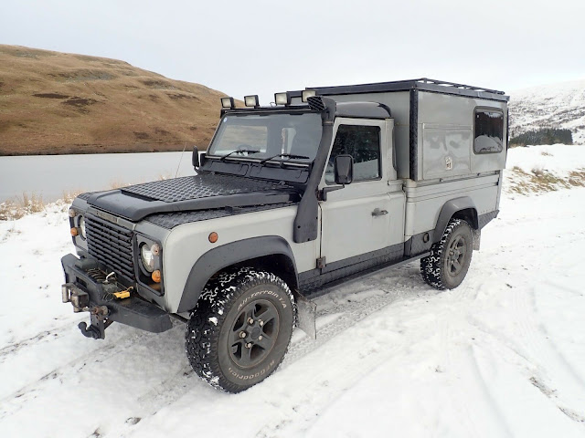 Landrover Defender: Land Rover defender 110 overland expedition 4x4 camper