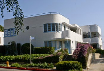 Pillar to Post: ARCHIVE / STREAMLINE MODERNE ARCHITECTURE & DESIGN