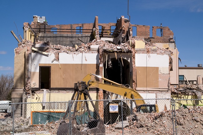 How to Conduct a House Demolition Work? - My Redecorate Things