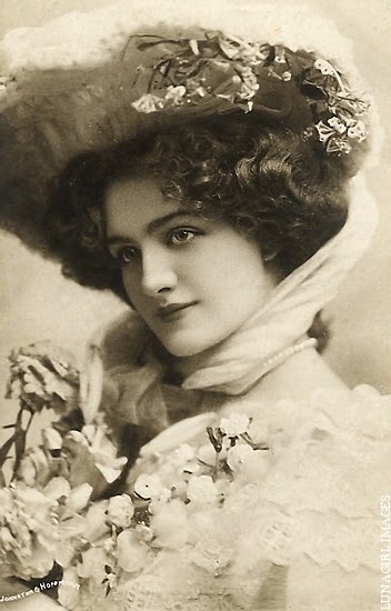 Gothic Horror: Victorian Beauty Ideals