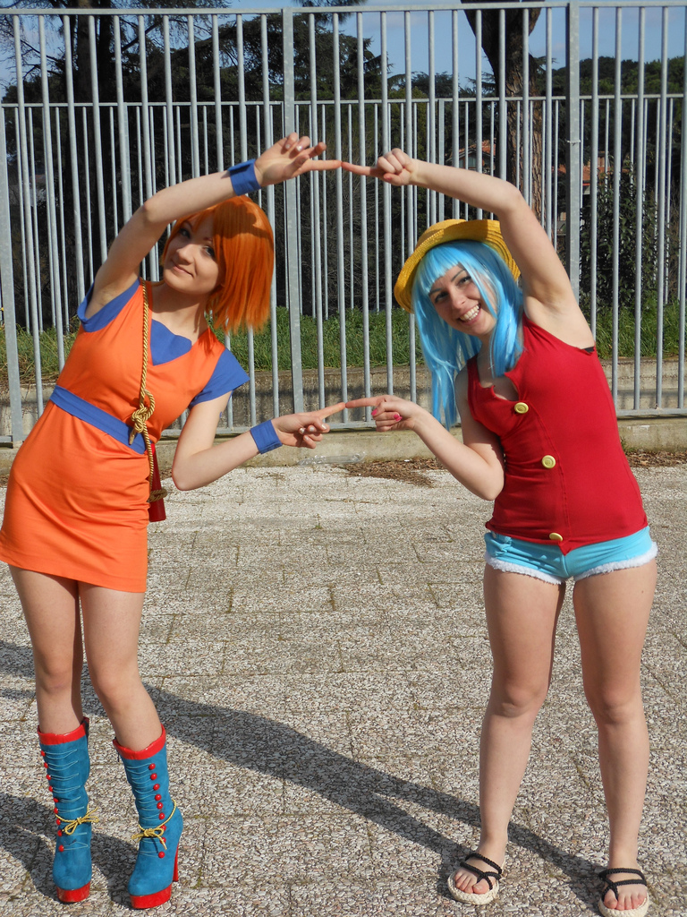 Footnotes: Bulma Cosplay Pictures
