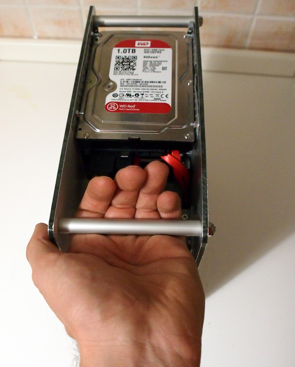 mzepan: DIY simple NAS on budget