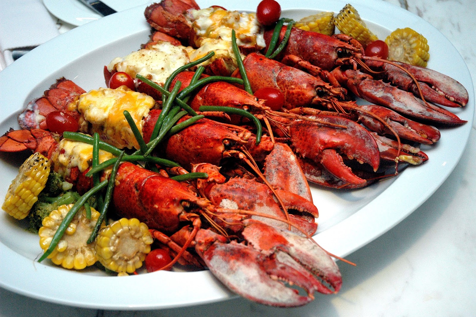 DUDE FOR FOOD: Lobster All You Want with Lobster Mondays at Marriott Cafe