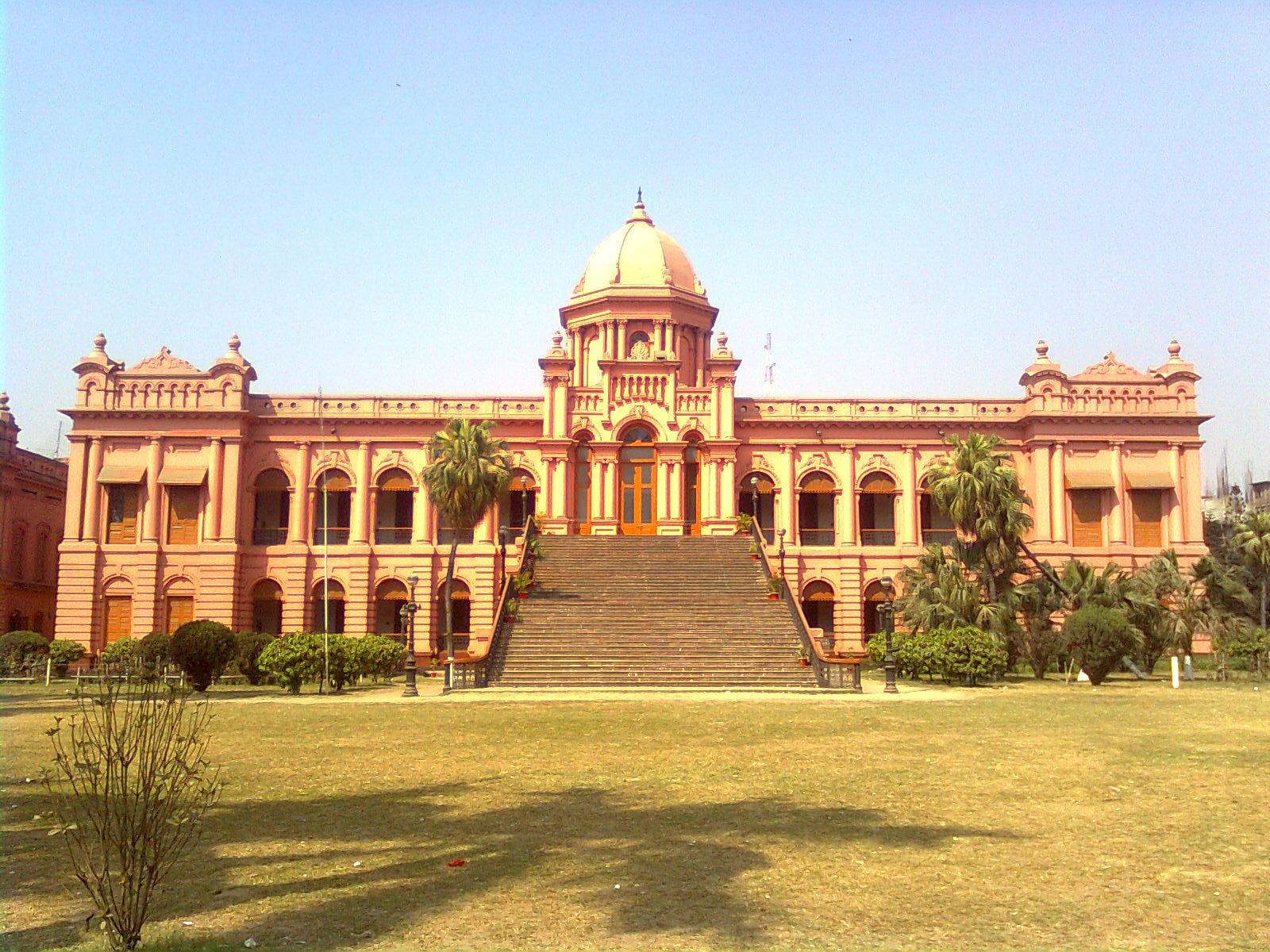 Ahsan Manzil | Bangladesh Travel Guide