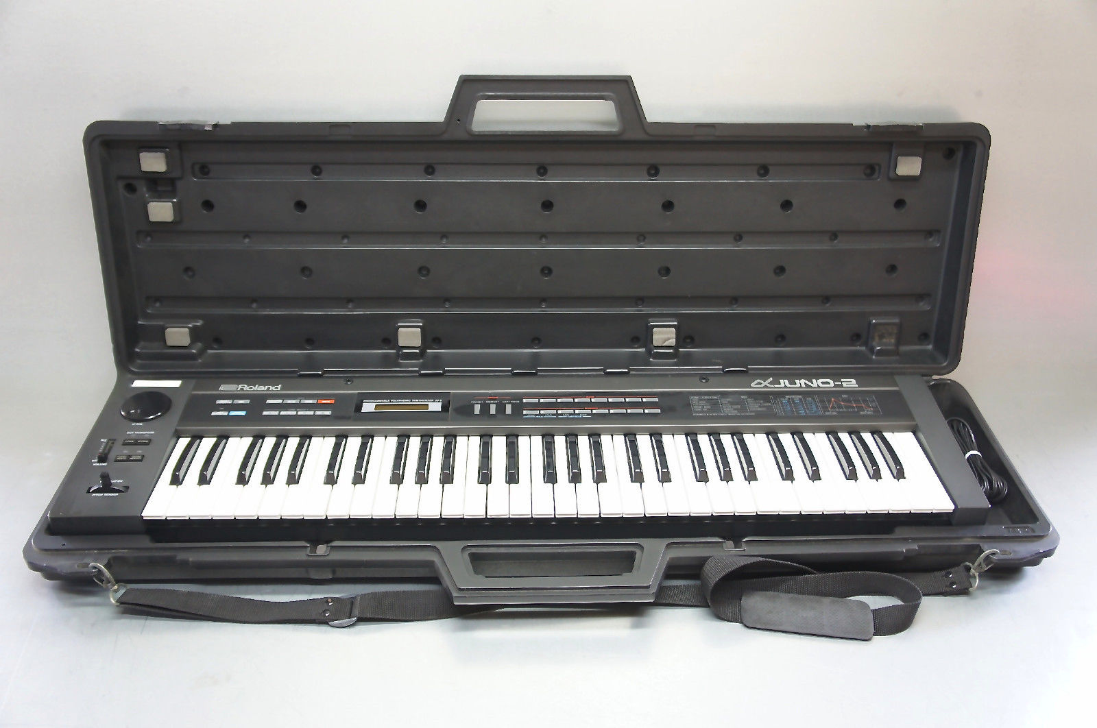 MATRIXSYNTH: Roland Alpha Juno 2 with Original Hard Case