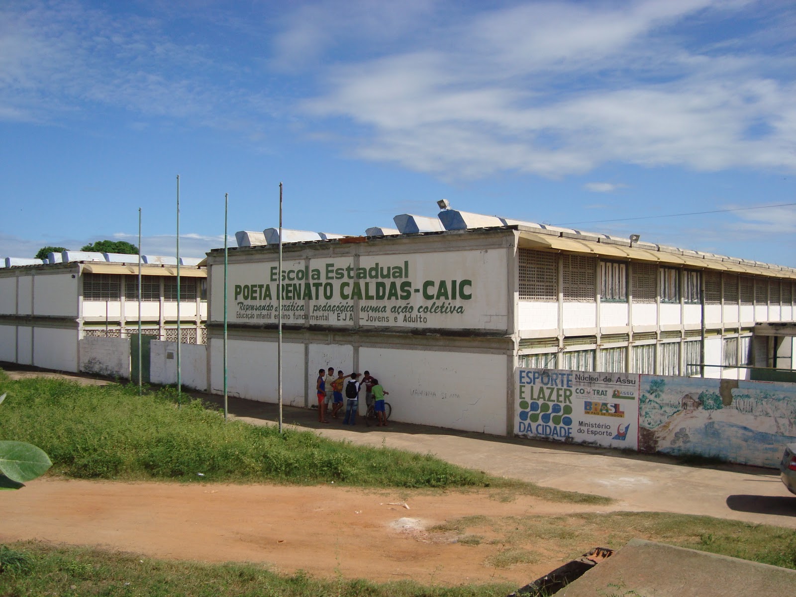 ESCOLA ESTADUAL POETA RENATO CALDAS: E a reforma do Caic de Assu?