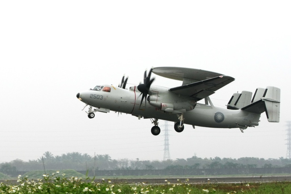Taiwanese Air Force Upgraded E-2T Hawkeye 2000 AEW&C Aircraft | Chinese ...