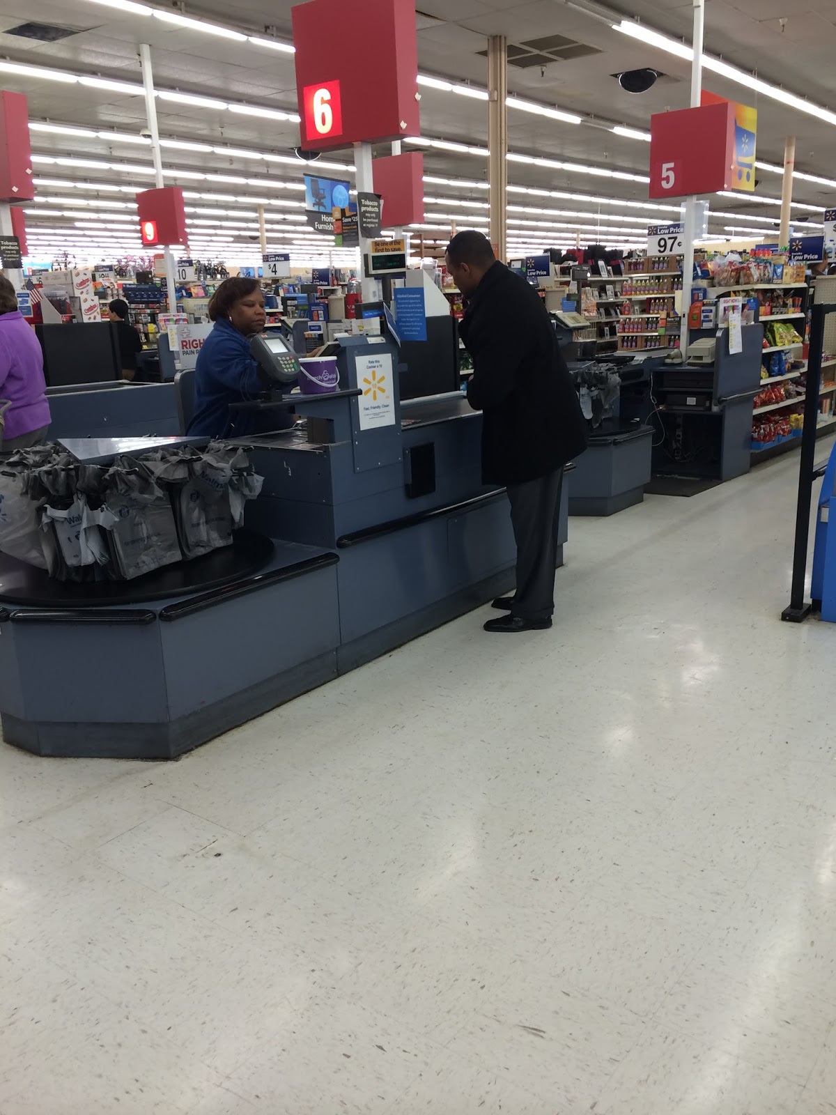 Dead and Dying retail: The story of a Wal-Mart inside a Kmart in ...