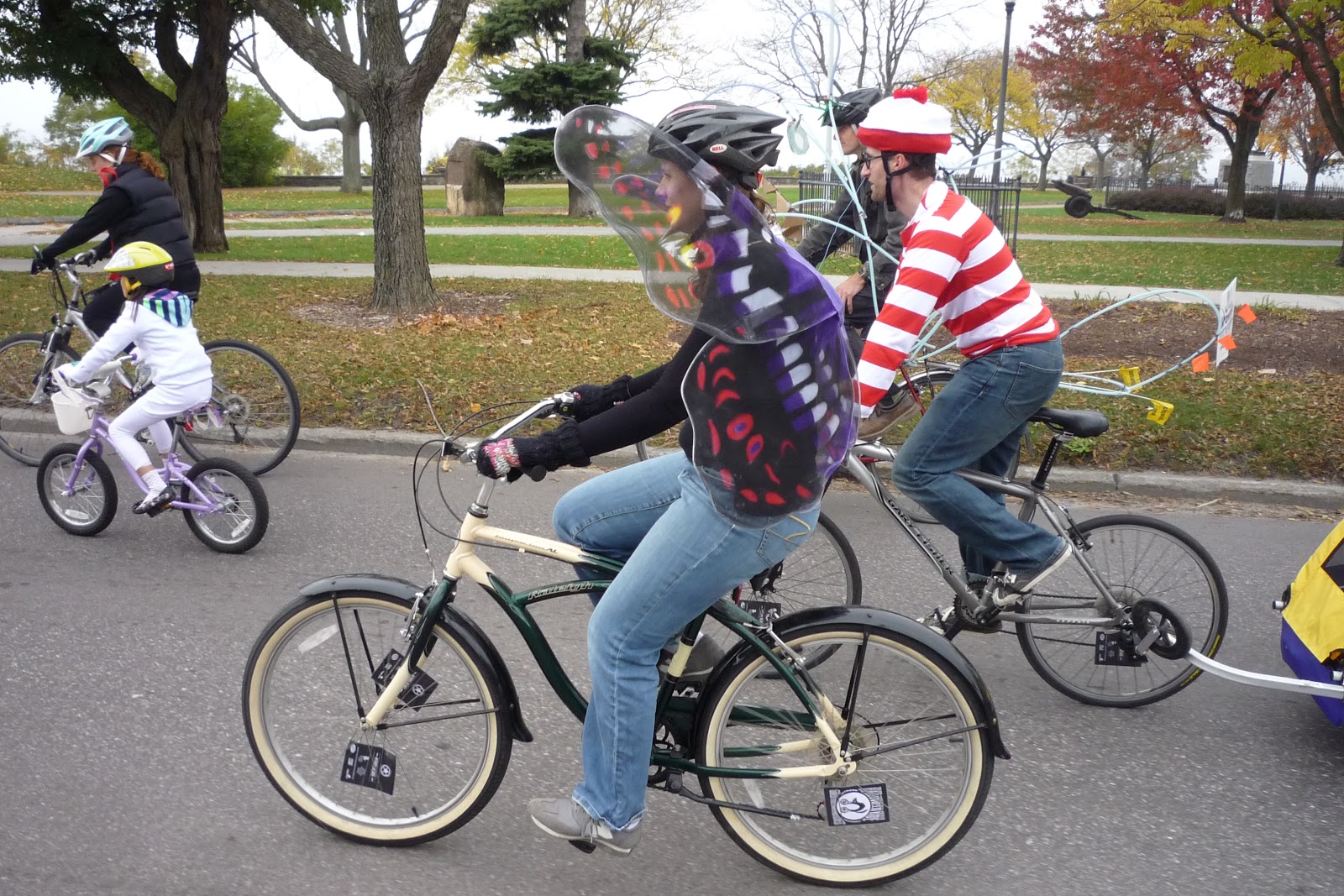 Halloween Bike Ride, Burlington, Vermont. 2012 | Litter with a Story To ...