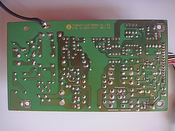 BugWorkShop - 甲蟲工作室: JNC RW100 DVD 錄影播放器電源供應 PCB 板 - 拆解（三）