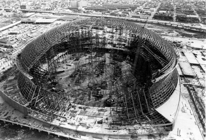 Lemon Harangue Pie: Construction of the Superdome in 1973
