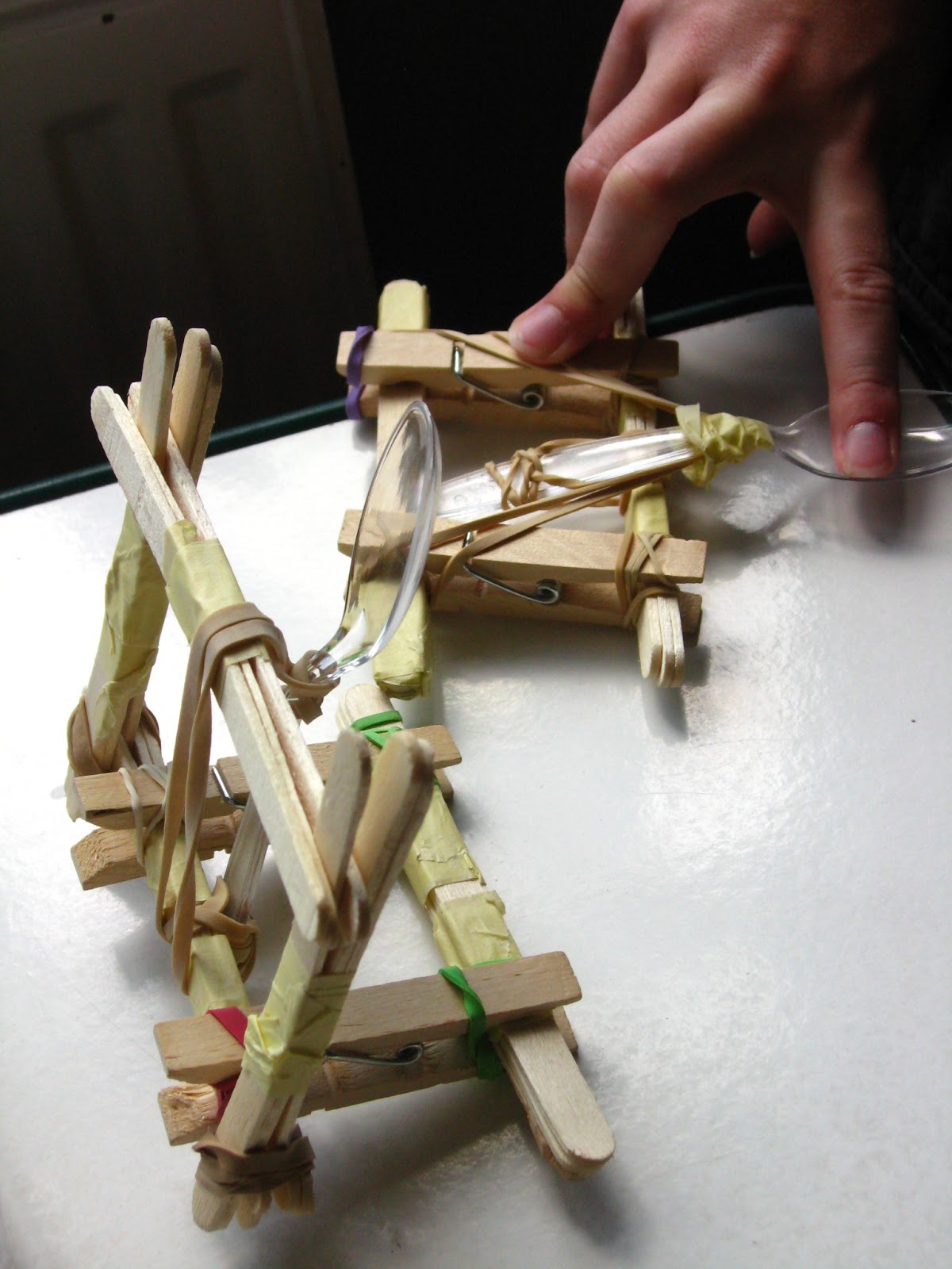 HOME EDUCATION: Siege weapons from pegs, elastic bands and lolly sticks