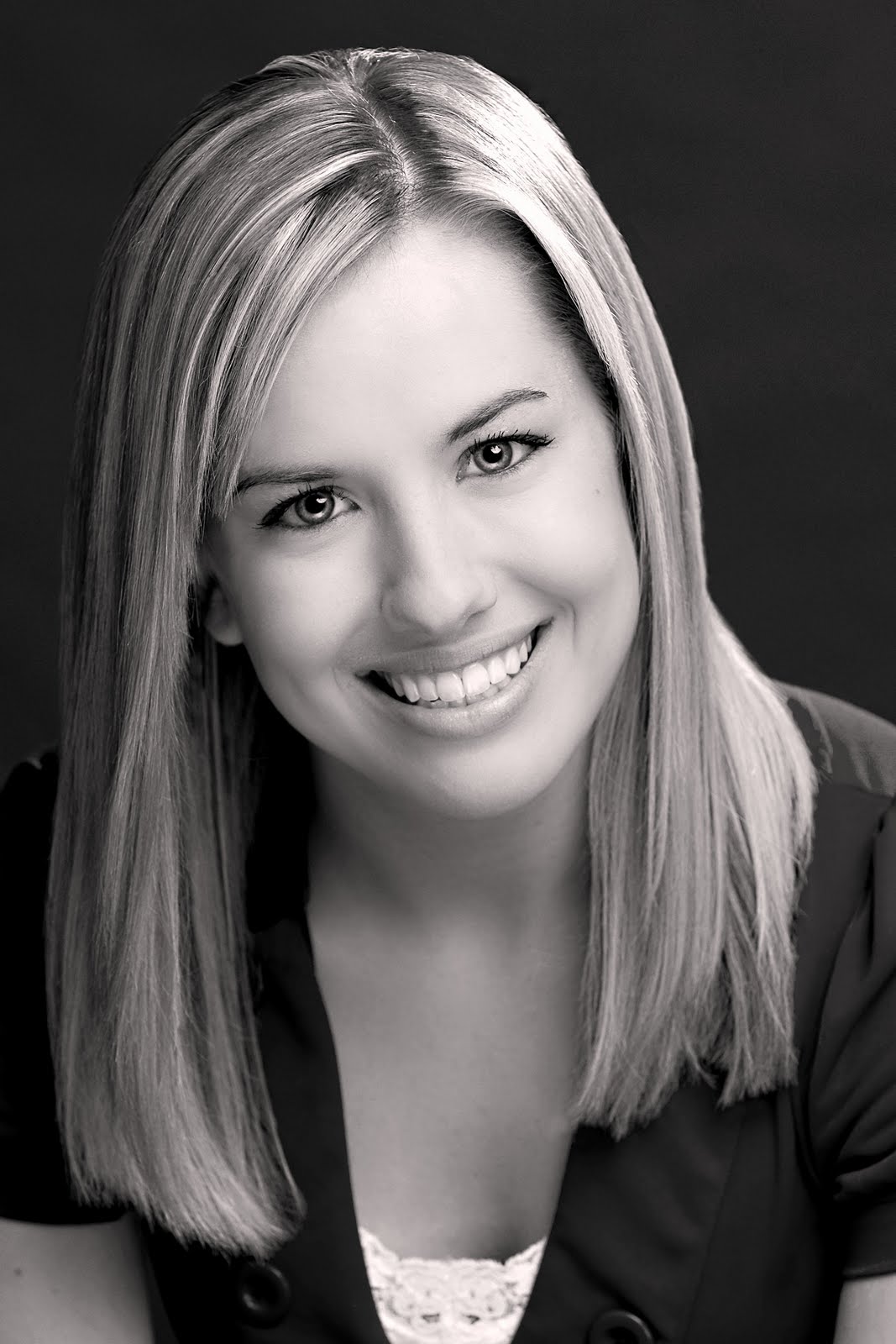 Courtney Victoria's "Secrets"!: Biography