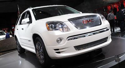 revisão do carro: GMC ACADIA 2013