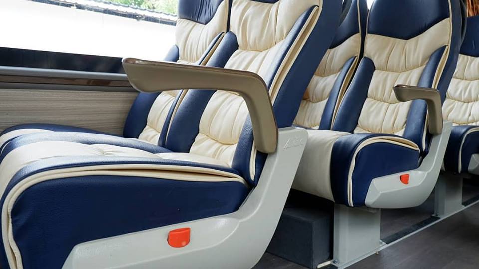 DayTrans Shuttle and Courier