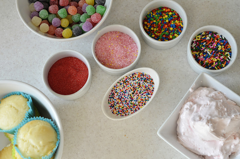 In the Hushed Hours: confetti party!