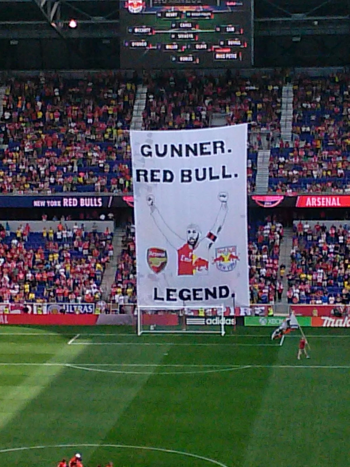Mr. Met Is a Gooner: Gooners Prove that New York City is Red - Arsenal ...