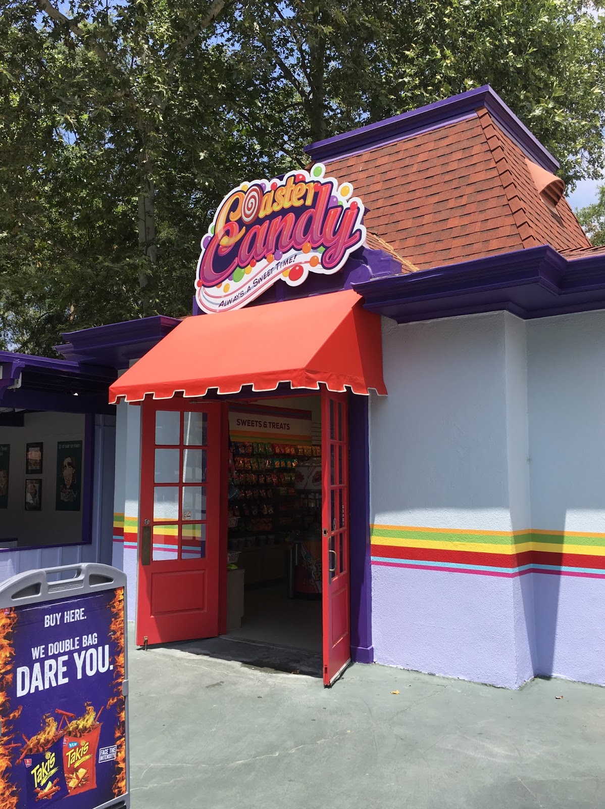 Six Flags Magic Mountain Photo Trip Report with Crazanity Construction ...