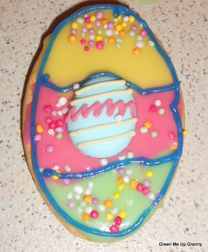 Fairytales and Goblins: Easter Biscuit Decorating