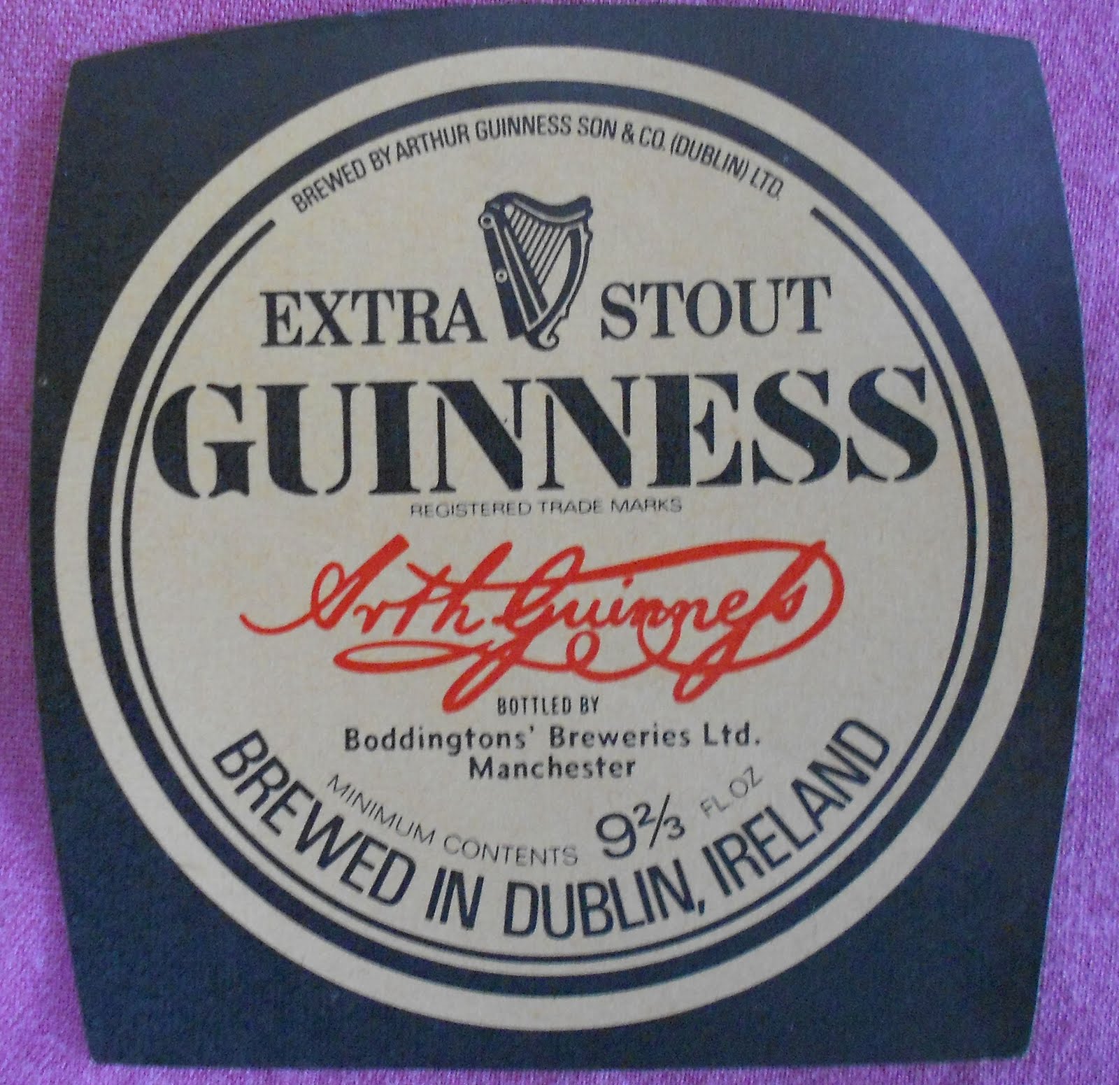 Guinness Collection: Labels, Carlton Ware, Wade, Gilroy, Doctors Books ...