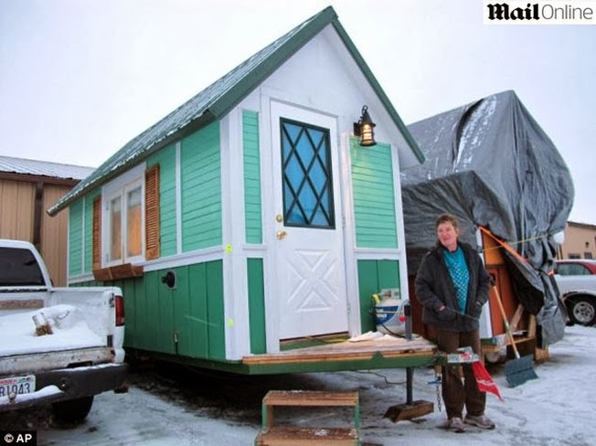 'Casas móveis' viram solução sustentável para o problema da habitação.