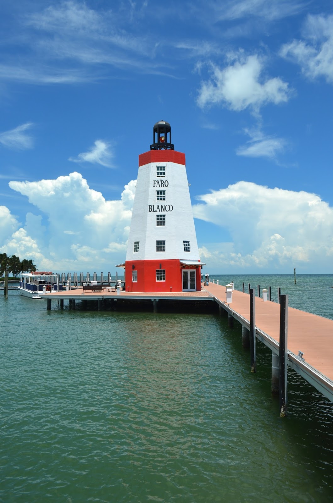 Neal's Lighthouse Blog: Faro Blanco Lighthouse (Faux Lighthouse ...