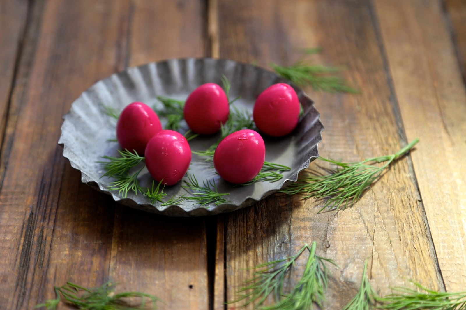 Oeufs de caille pickles de betterave / On dine chez Nanou