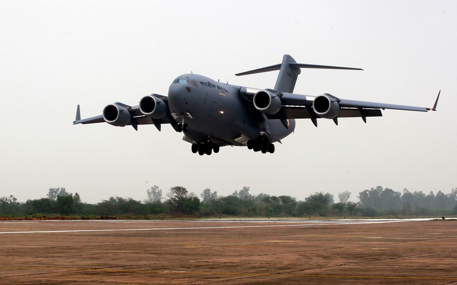 Asian Defence News: First IAF C-17 Arrives At Indian Base