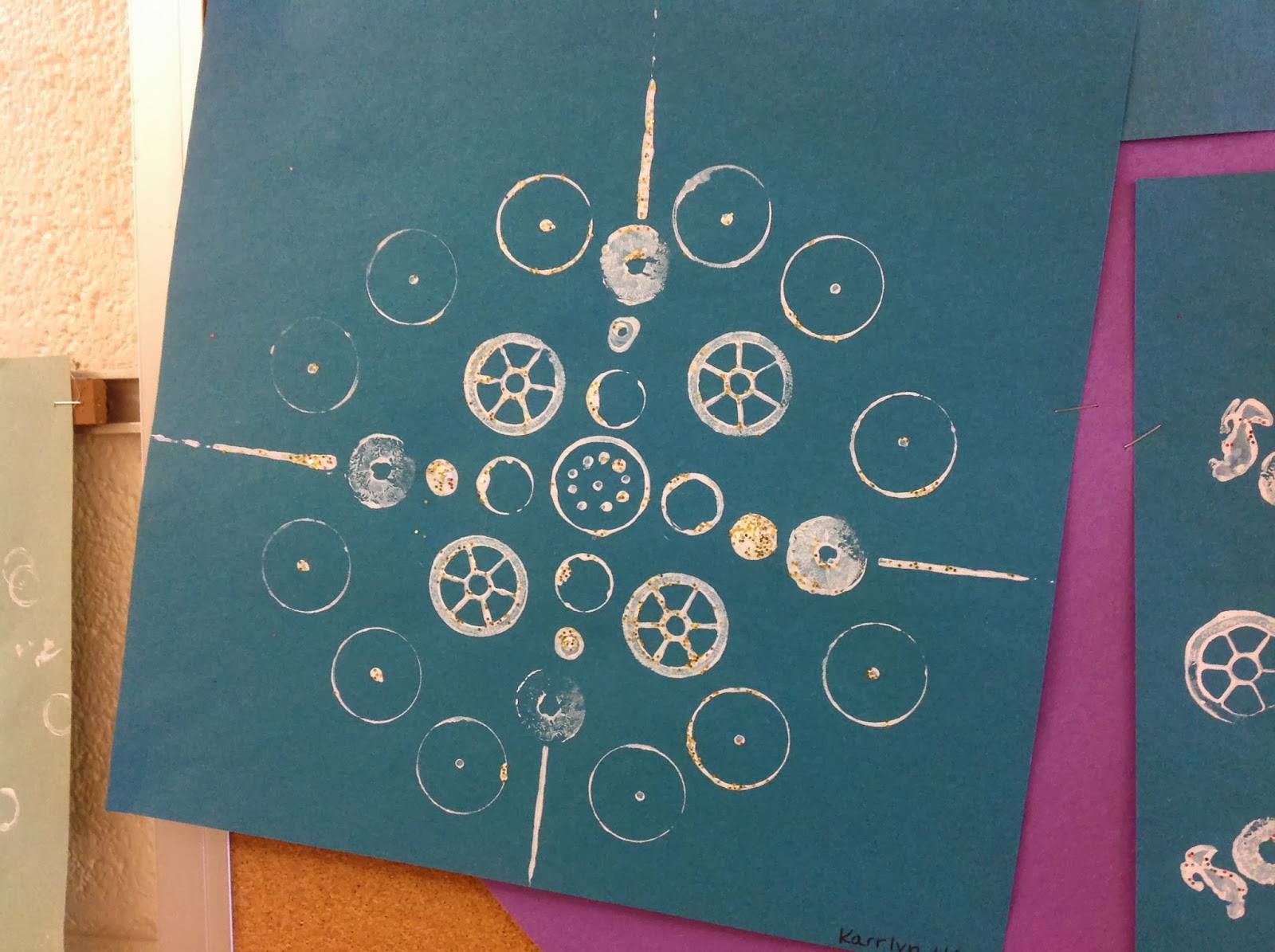 The Artsy Fartsy Art Room: 4th Grade Radial Printed Snowflakes