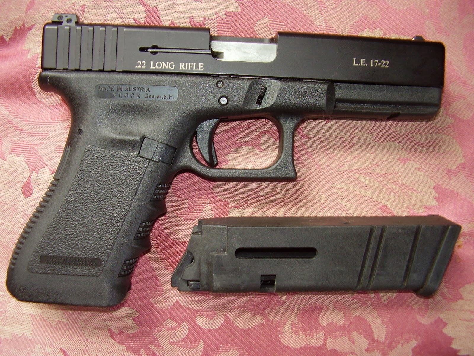 on target shooter nz: Old IPSC Cap - GLOCK 17 Advantage Arms .22 ...