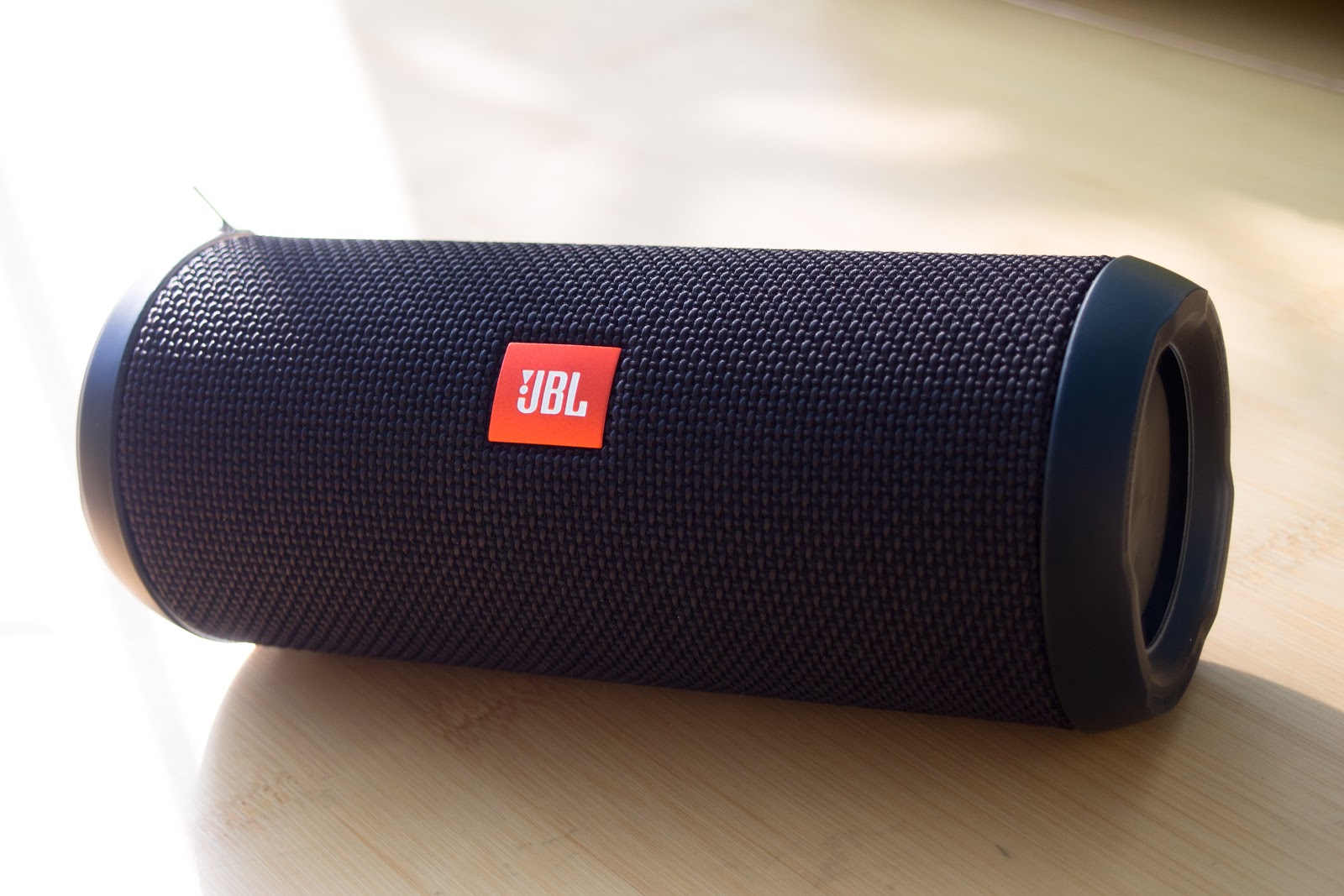 1/f ゆらぎ: JBL FLIP3 レビュー 低音（JBL GOとの比較）