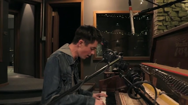 English is FUNtastic: "O Come All Ye Faithful" by Greyson Chance ...