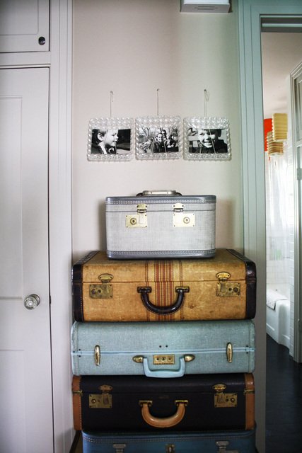 Ethnic Cottage Decor: Decorating with Vintage Luggage
