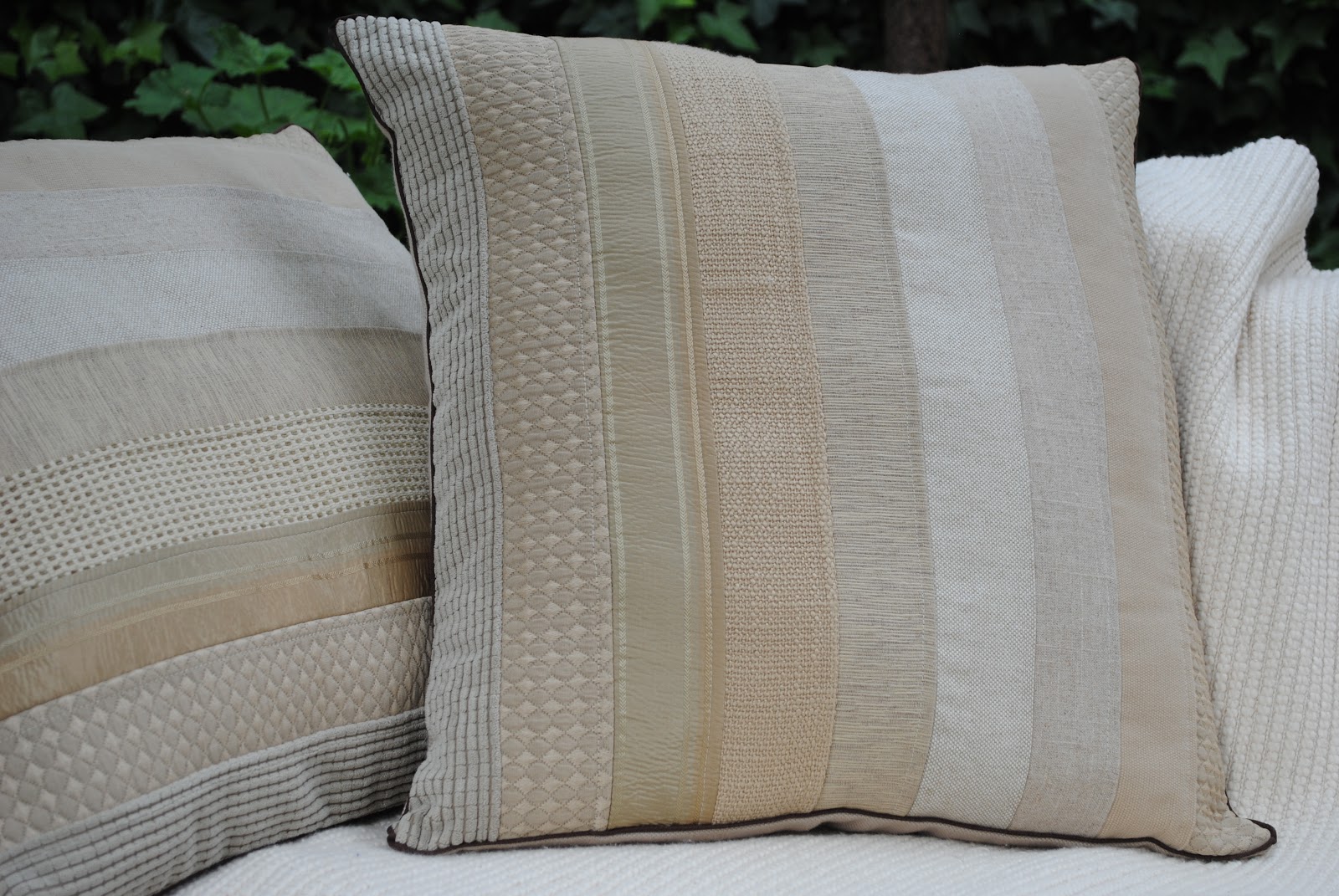 Paz Montealegre | Decoración: cojines-originales-cojines-redondos ...