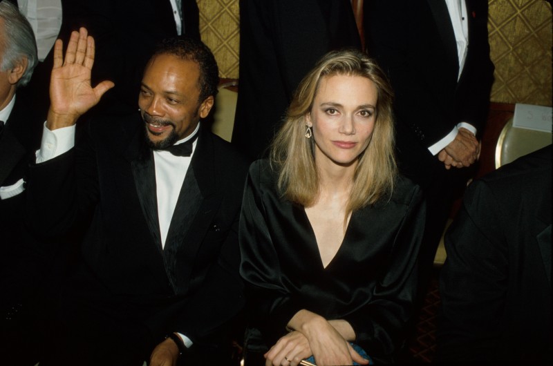 Retro ACTIVE Critiques: Peggy Lipton –– The Prettiest + Coolest Lady