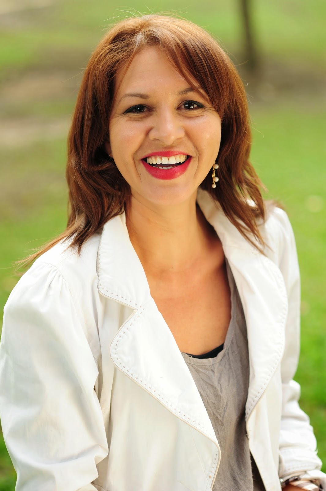 Comunícate Pues: UNA NUEVA DOCTORA TIENE NUESTRA FACULTAD